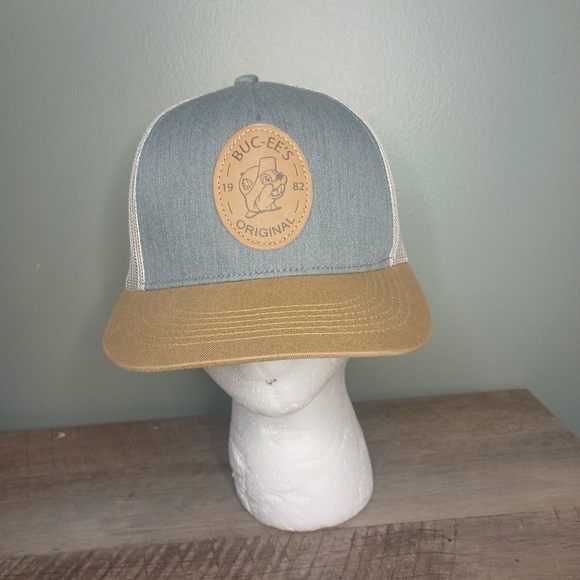 BUC-EE'S | Accessories | Buc Ees Original Snapback Hat Os Unisex ...